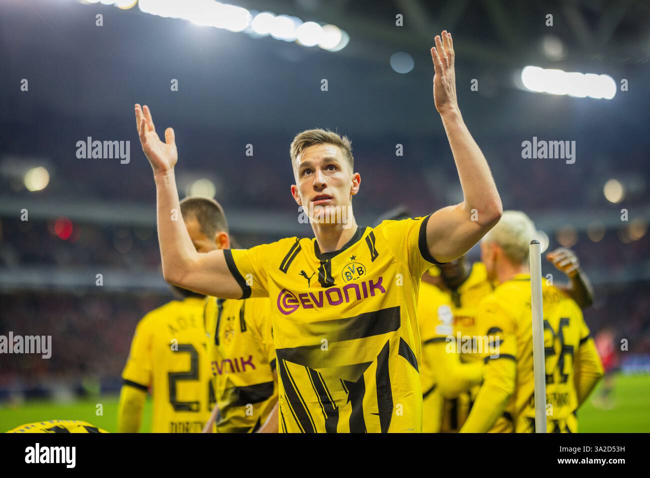 Lille, Germany. 12th Mar 2025. Nico Schlotterbeck (BvB) OSC Lille ...