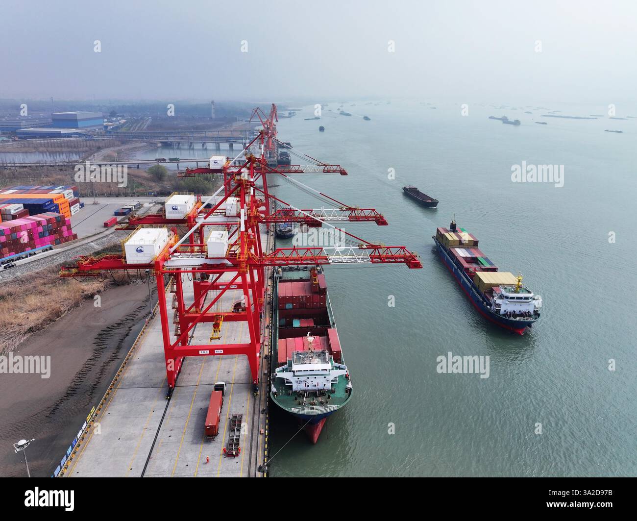 Aerial photo shows the busy container terminal at Yangzhou Port in ...