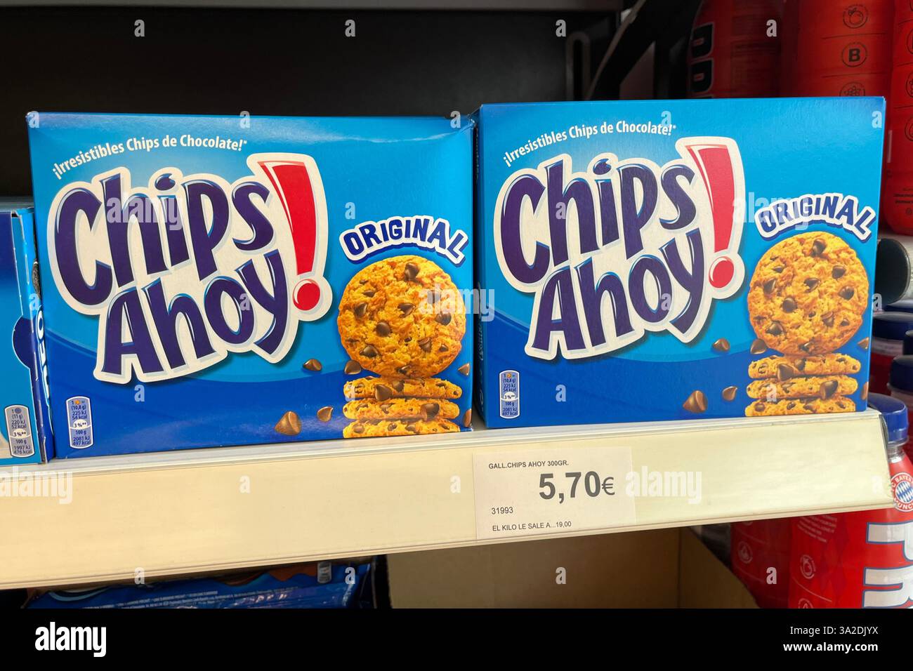 Chips ahoy cookies box hi-res stock photography and images - Alamy