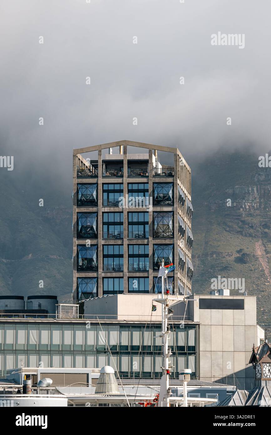 Cape Town cityscape. Contemporary, industrial style building. Structure ...