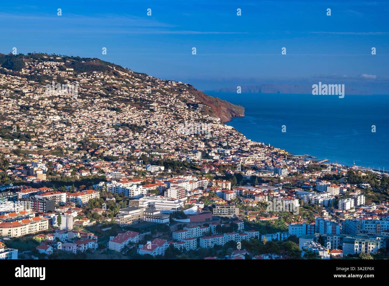 Abend in funchal hi-res stock photography and images - Alamy