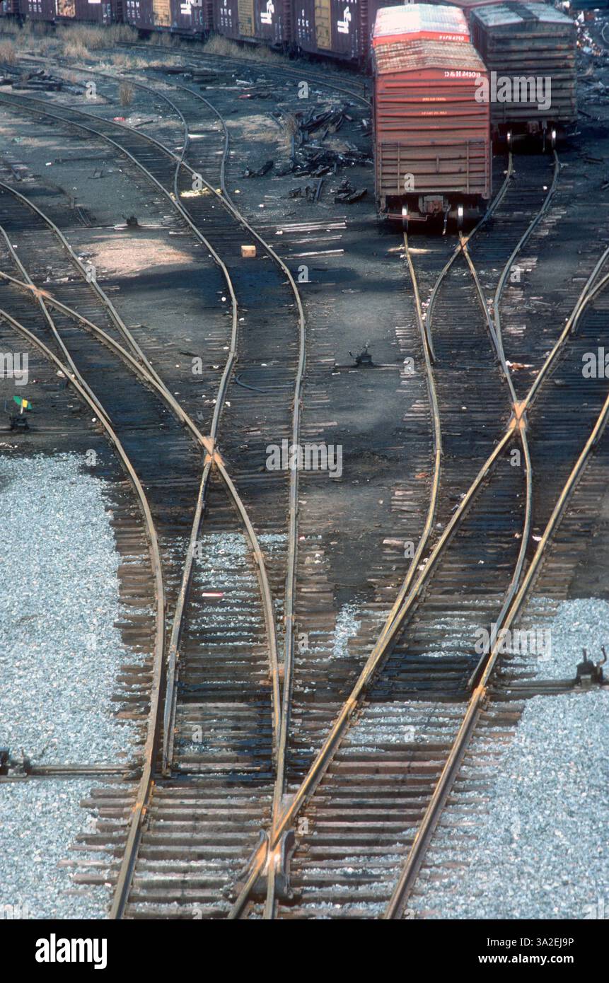 Jun 26, 1990 - U.S. - Railroads - A row of train railway tracks ...