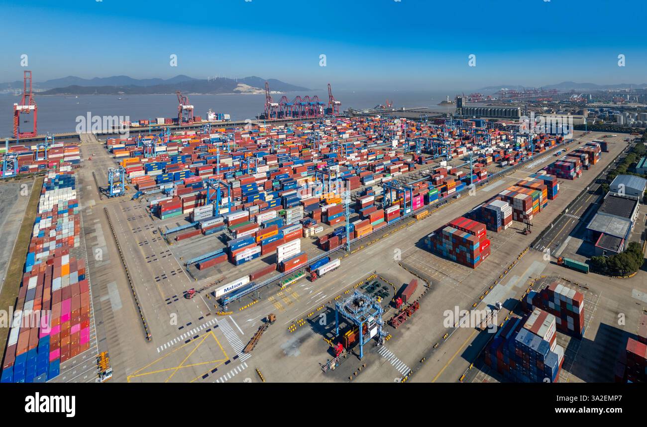 Beilun Port Area, Ningbo Port, Zhejiang Province, China Stock Photo - Alamy