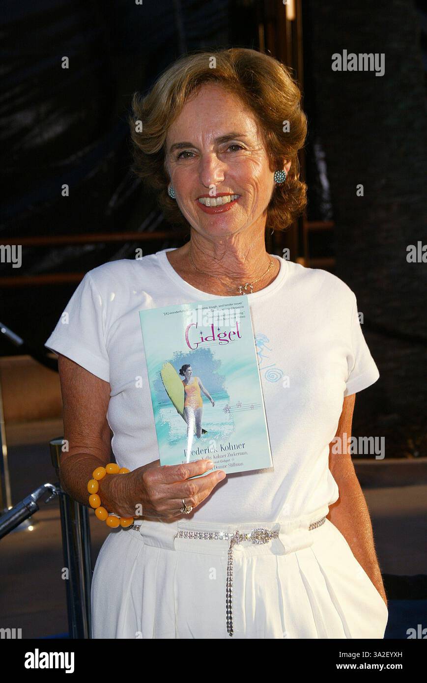 Aug. 8, 1902 - Los Angeles, CALIFORNIA - BLUE CRUSH PREMIERE.AT ...