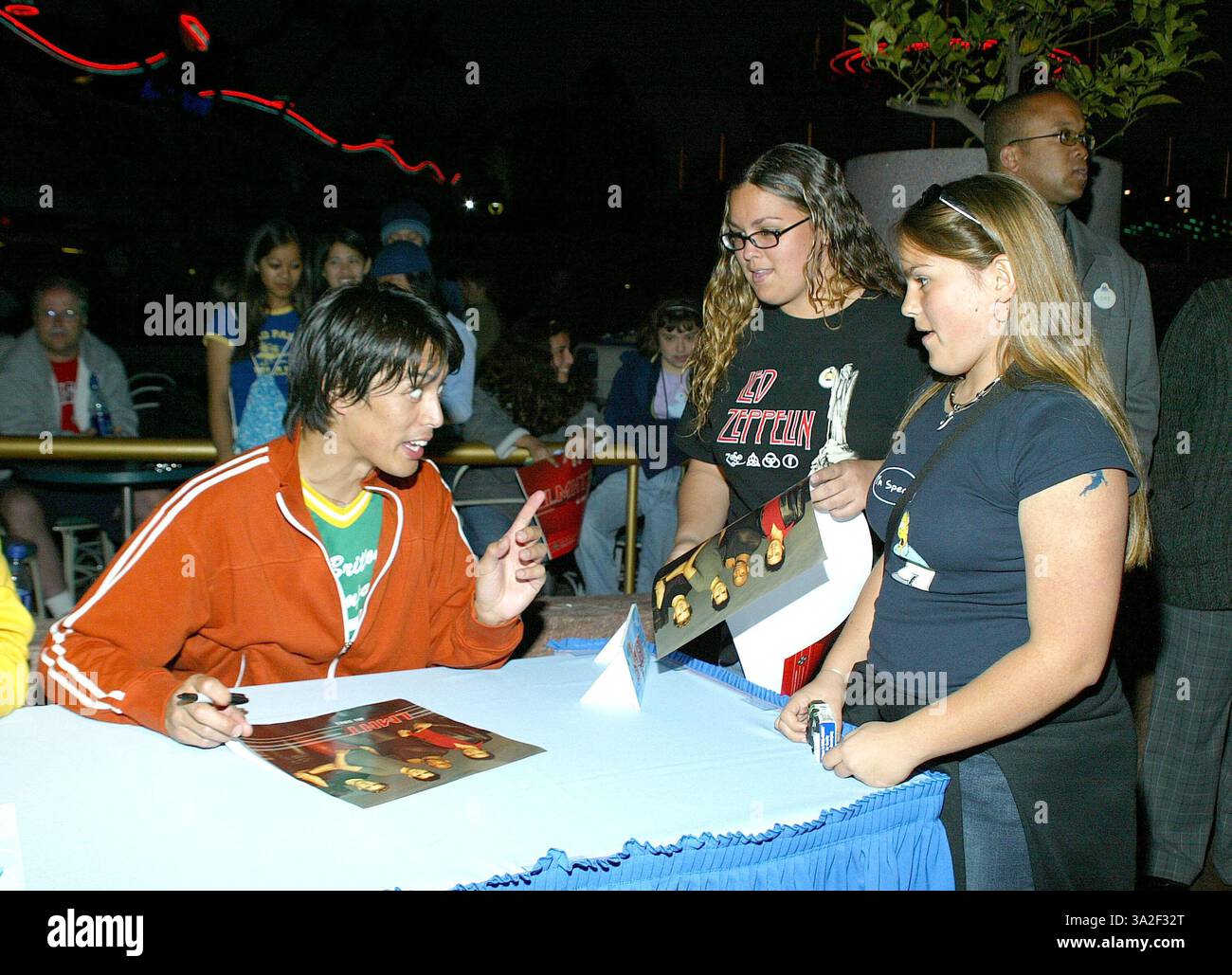 April 25, 2003; Anaheim, CA, USA; Singer BRYAN CHAN of LMNT signing ...