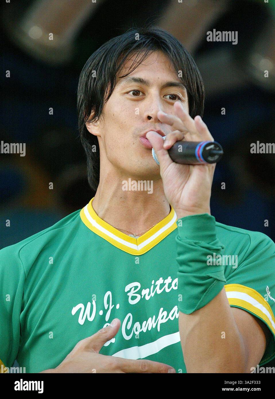 April 25, 2003; Anaheim, CA, USA; Singer BRYAN CHAN of LMNT performing ...