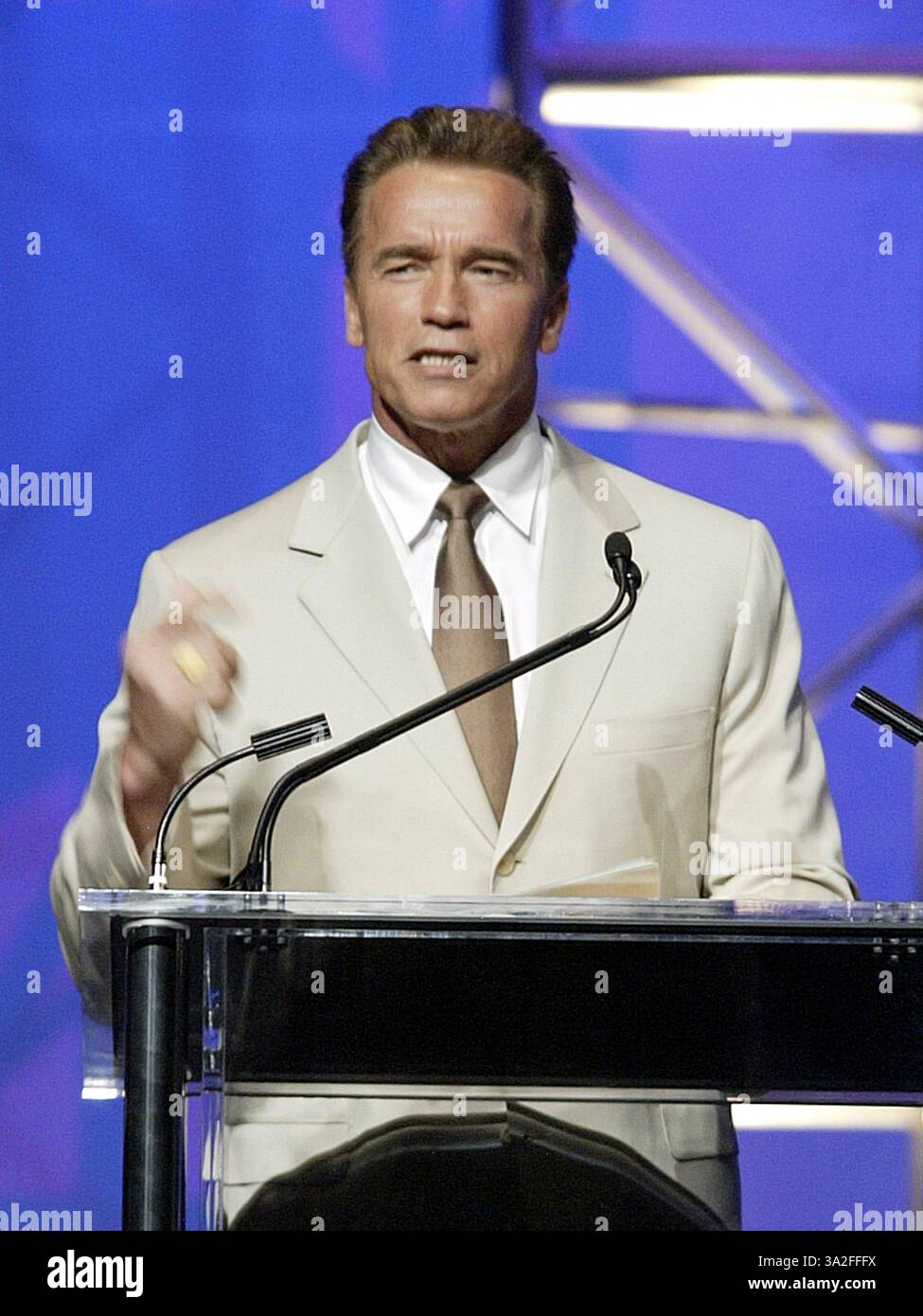 Apr 28, 2004; Los Angeles, CA, USA; California Governor ARNOLD ...