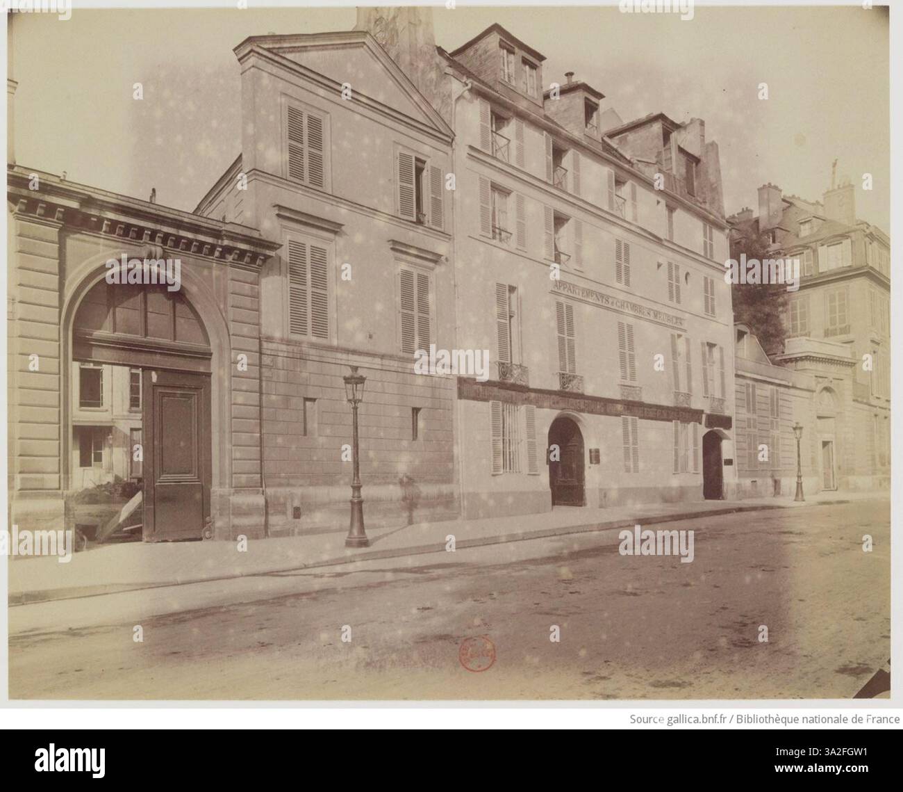 This image by Eugène Atget captures the Hôtel de Kerveneau on Rue de ...