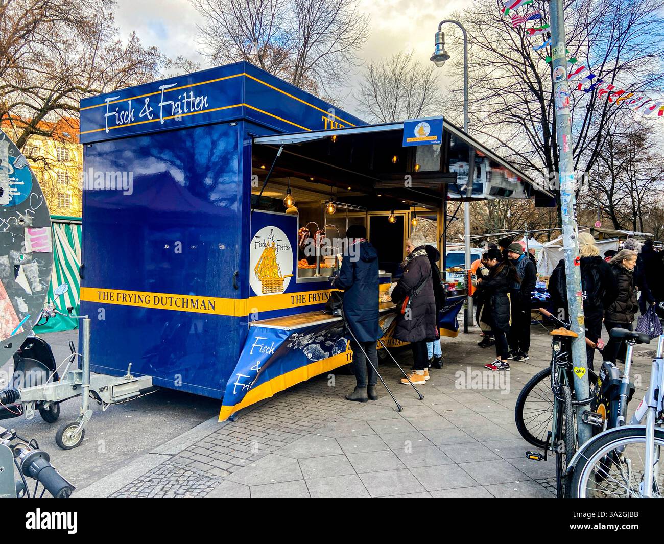 Frying Dutchman Frying Dutchman Food Truck earn a living at the MArket ...