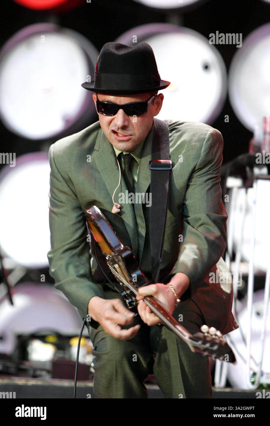 Beastie boys 2007 hi-res stock photography and images - Alamy