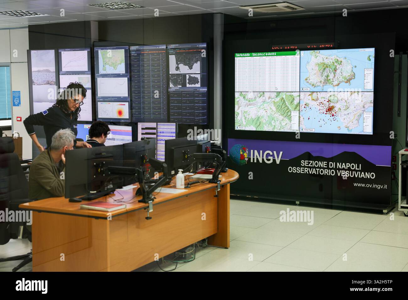 Napoli, Italia. 13th Mar, 2025. Naples, 13-03-2025 earthquake at Campi ...