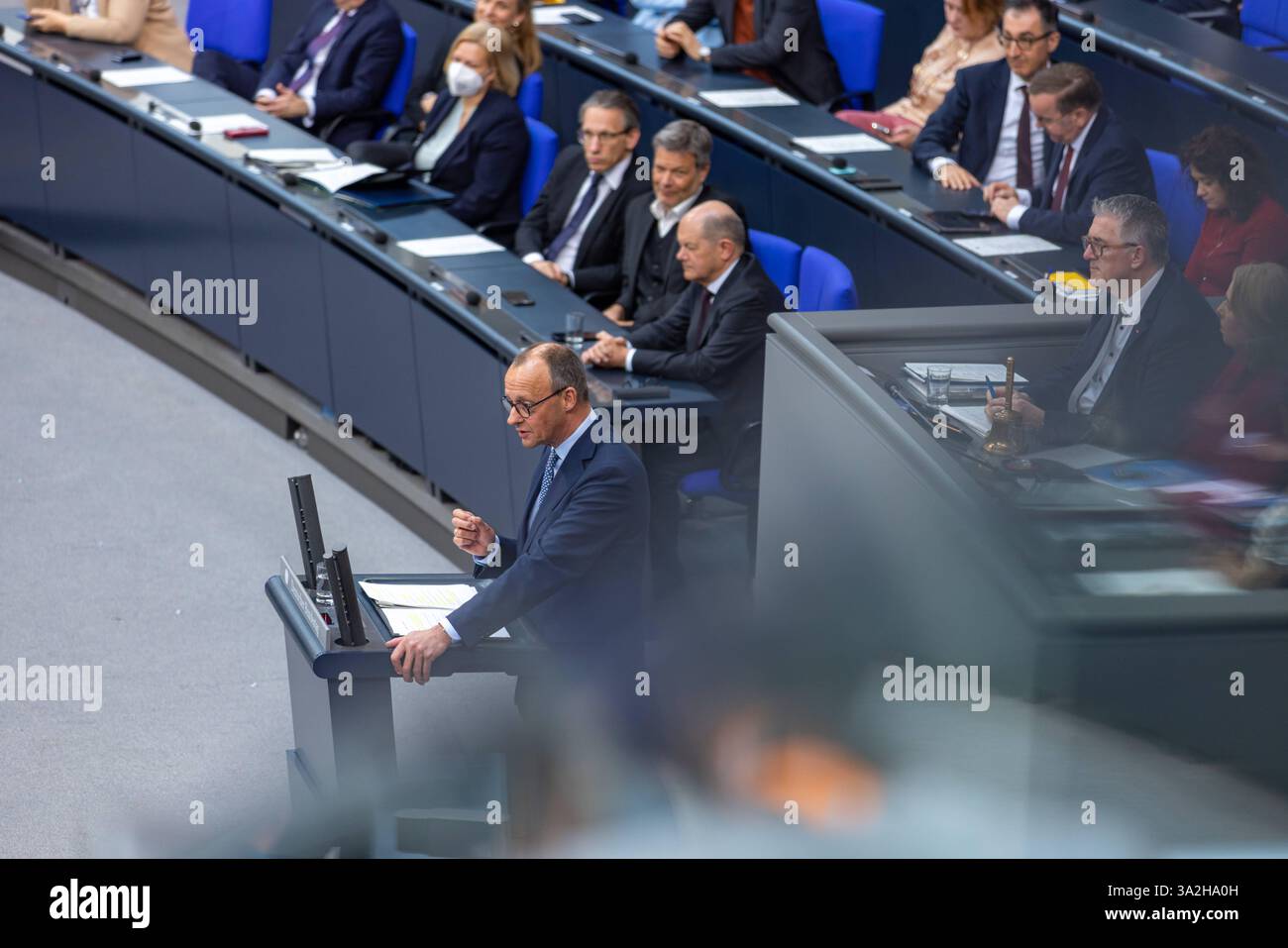 213. Sitzung des Bundestages - Sondersitzung zur Änderung des ...