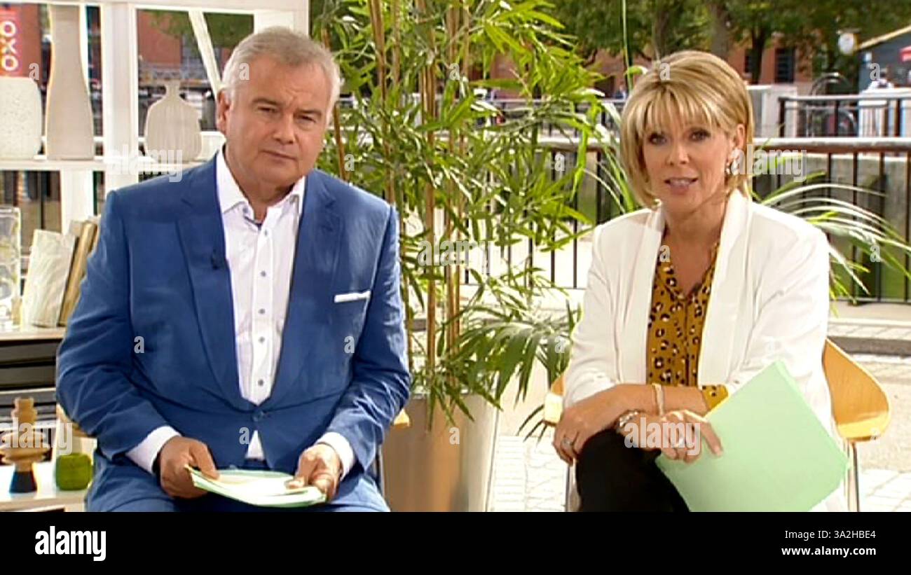 Ruth langsford eamonn holmes hi-res stock photography and images - Alamy