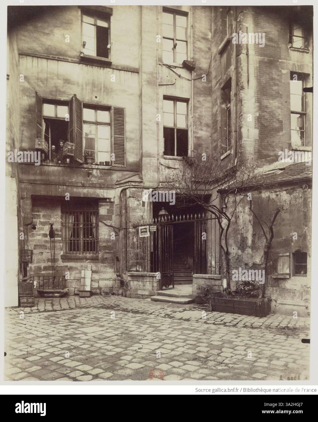 This 1906 image by Eugène Atget depicts the Cour de Rouen (Cour de ...