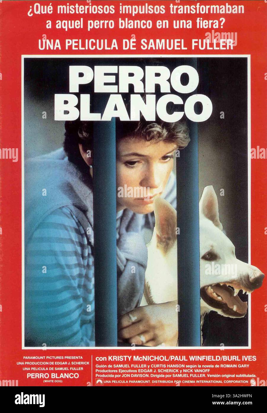 WHITE DOG (1982), directed by SAMUEL FULLER. Credit: PARAMOUNT PICTURES ...