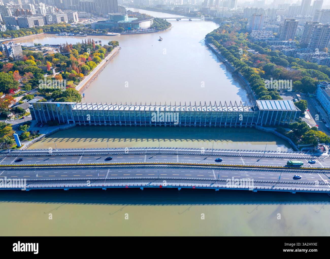Yaojiang River Gate, Ningbo, Zhejiang, China Stock Photo - Alamy