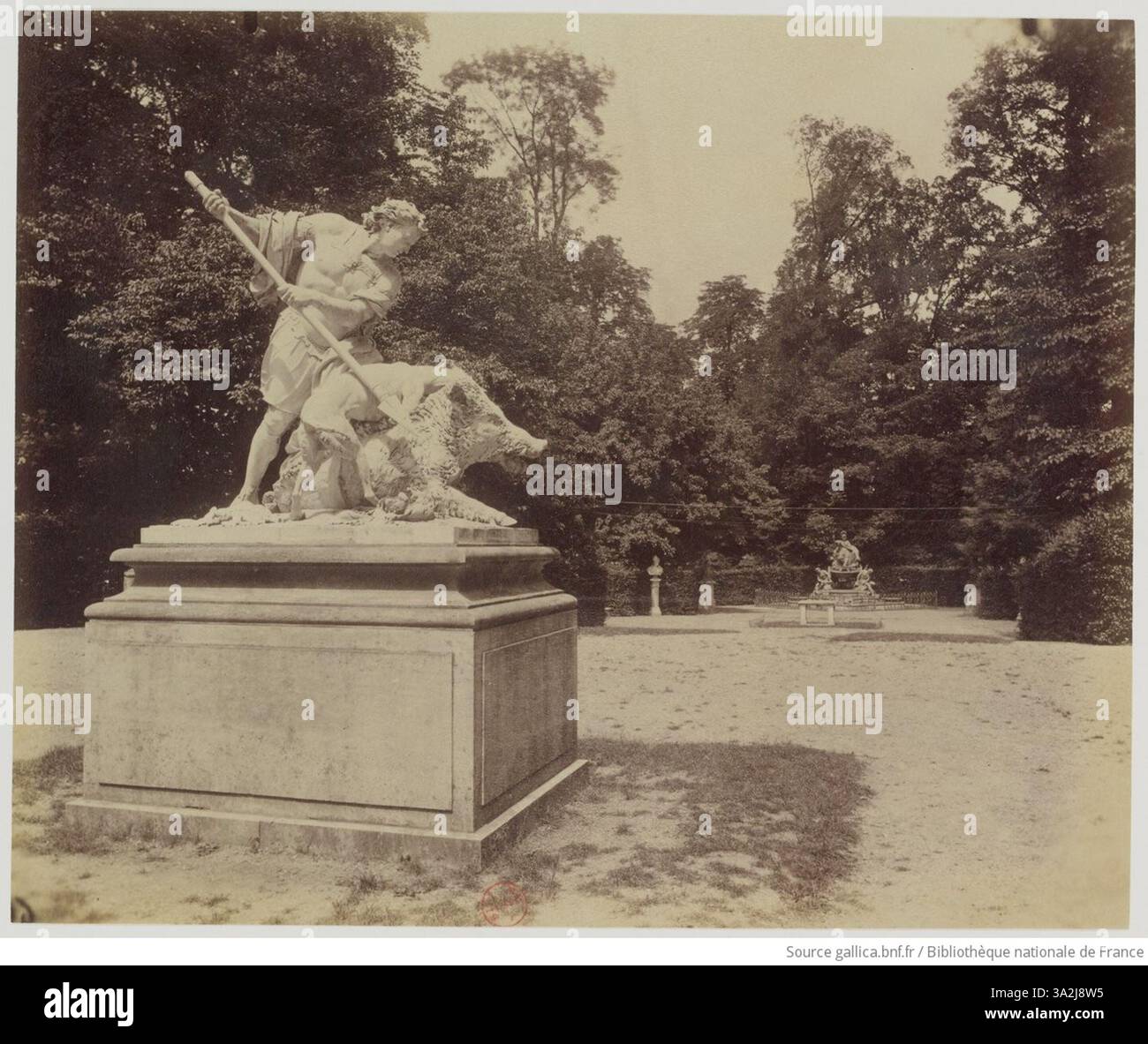 This photograph by Eugène Atget captures the Bosquet de l'Arc de ...