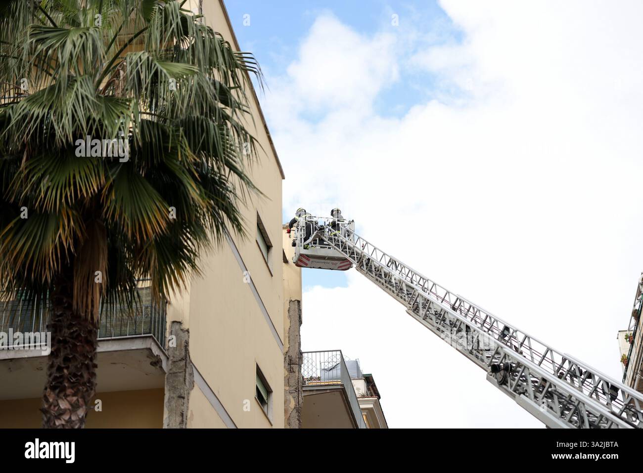 Naples, Italy. 13th Mar, 2025. Naples 13-03-2025 the day after the ...