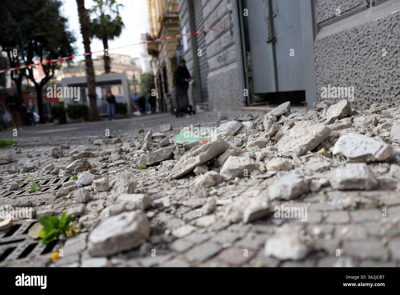 Naples, Italy. 13th Mar, 2025. Naples 13-03-2025 the day after the ...