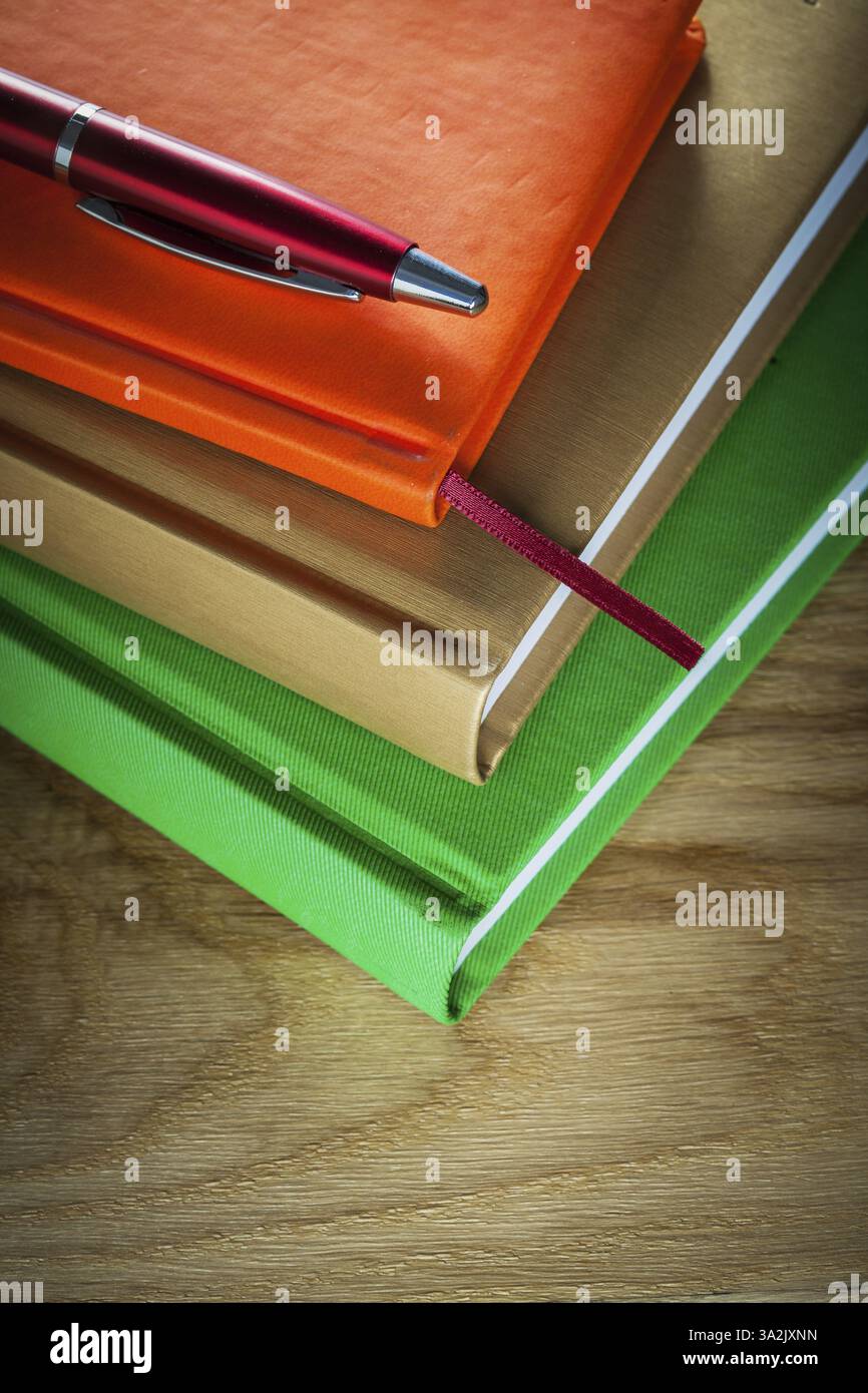 Top view image stack hi-res stock photography and images - Alamy