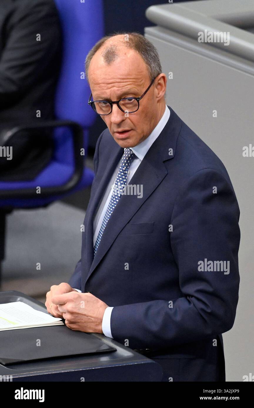 Friedrich Merz in der 213. Sitzung des Deutschen Bundestages im ...