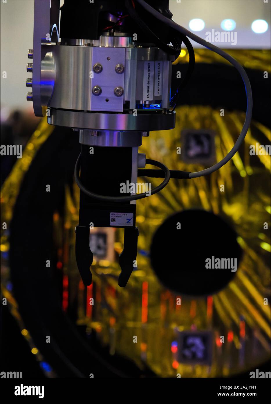 Robotic arm used by the UK Space Agency in satellite recover and the ...