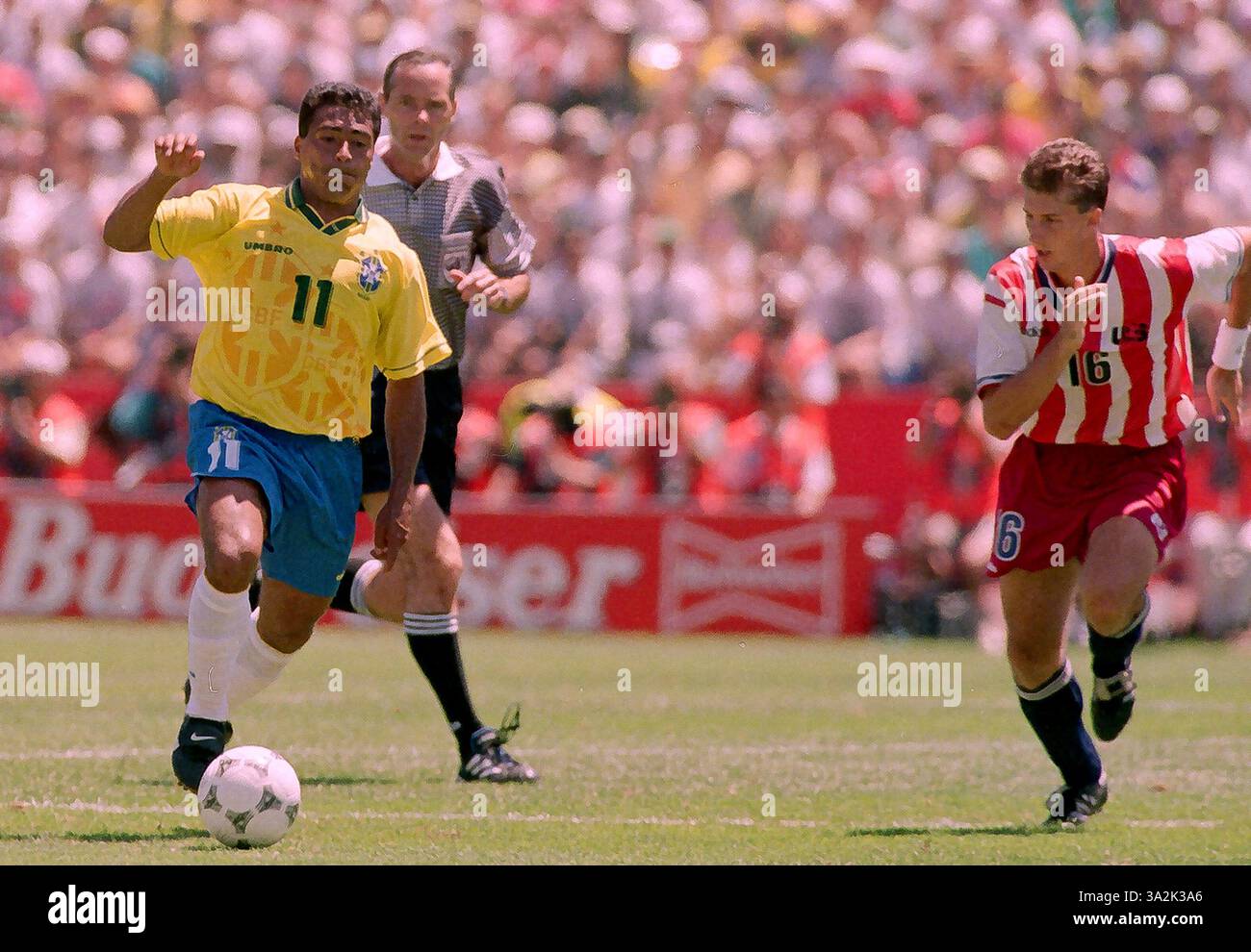 1994 FIFA World Cup: Brazil vs. USA Stock Photo - Alamy