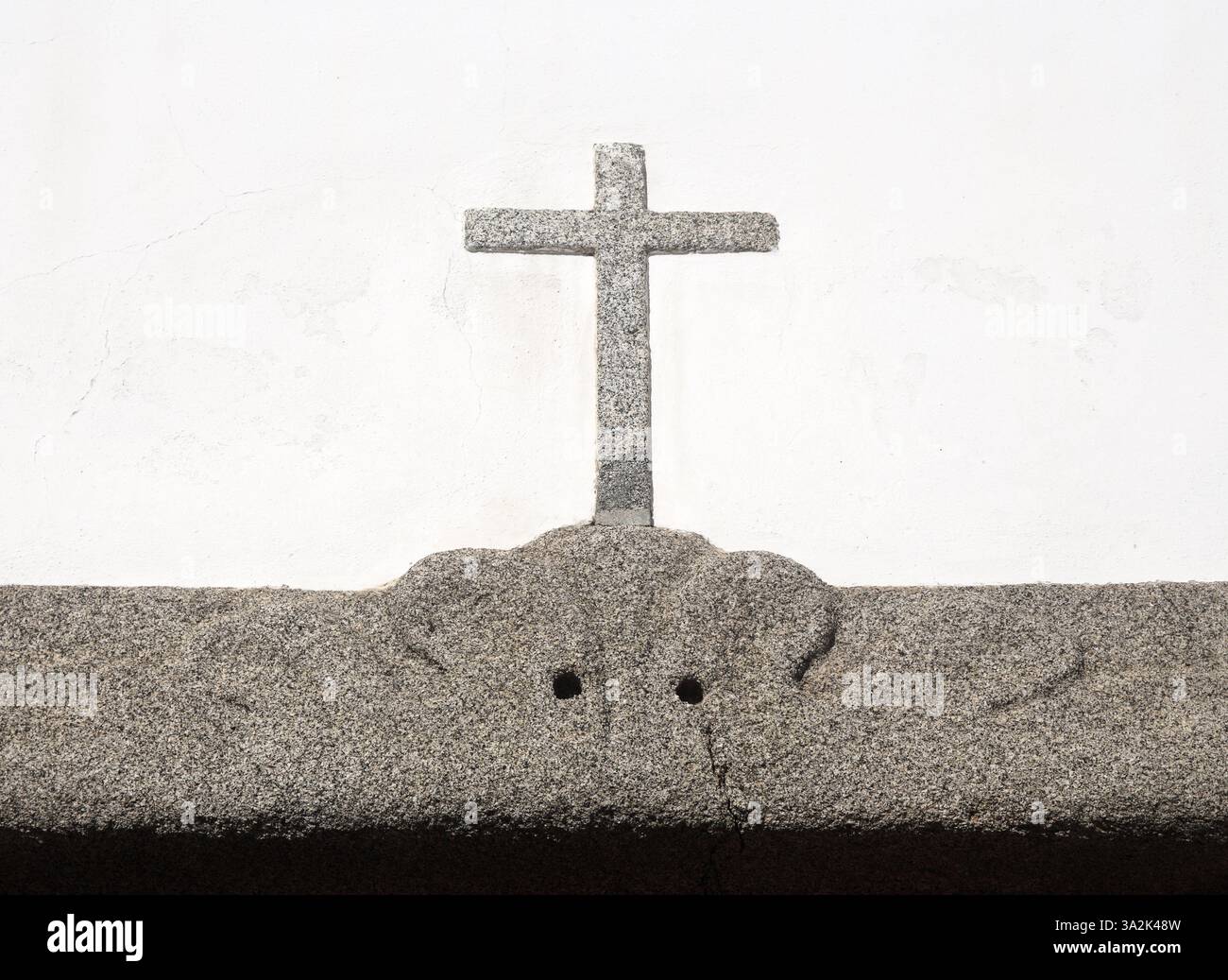 Monsaraz, Evora, Alentejo Region, Portugal. Medieval granite cross and ...