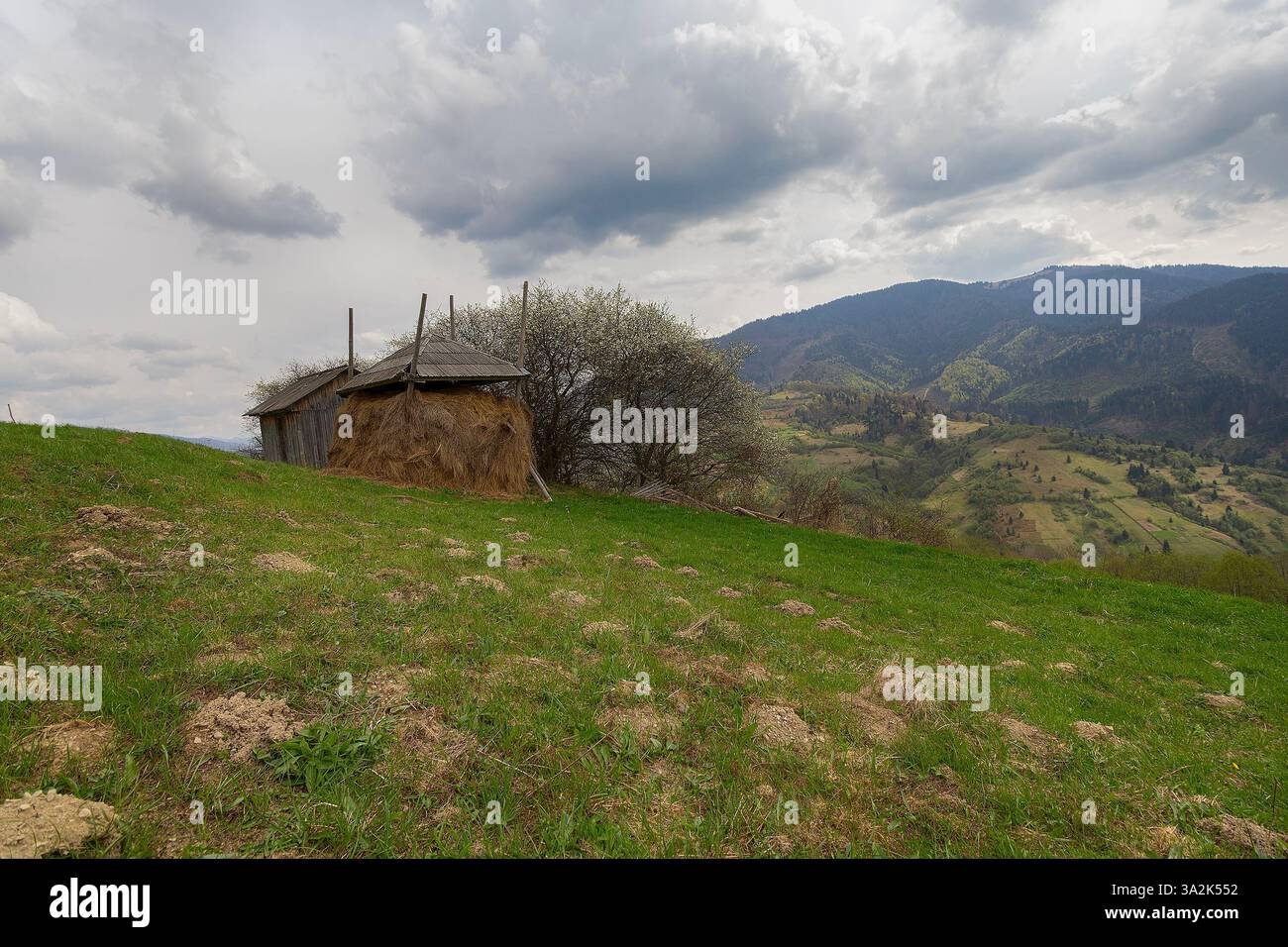 Cozy landscape hi-res stock photography and images - Alamy