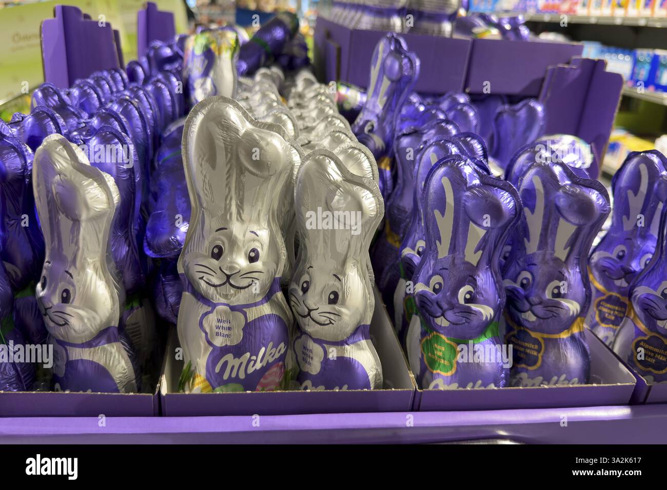 Display on retail shelf of wholesale chocolate Easter bunnies chocolate ...