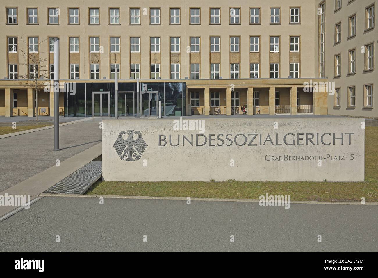 Federal Social Court with inscription and federal eagle, federal eagle ...