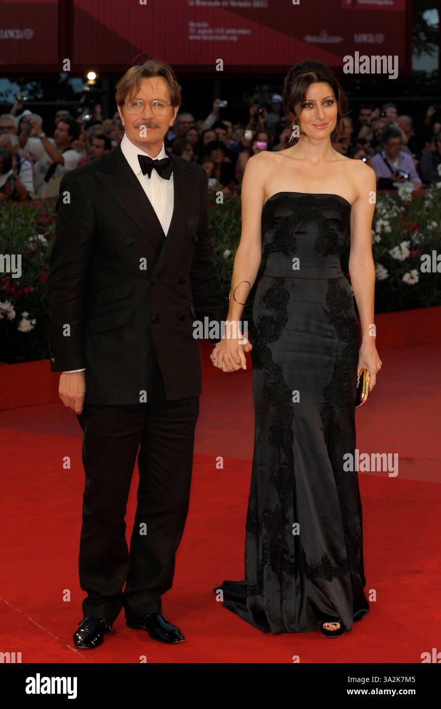 Gary Oldman & Donya Fiorentino.The 'Tinker, Tailor, Soldier, Spy ...