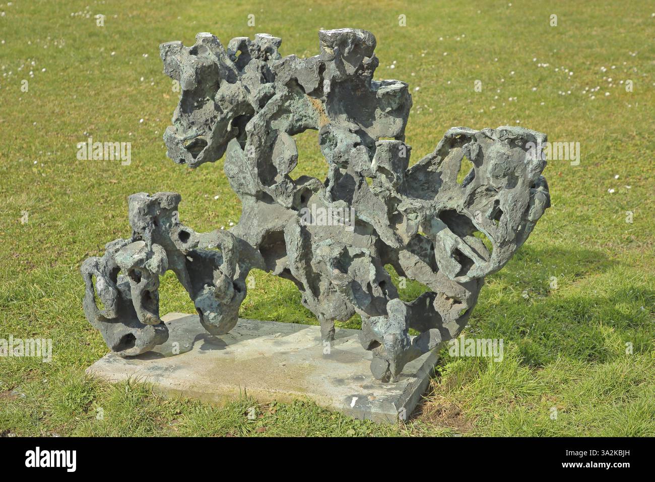 Sculpture Termite Bush by Helmut Brinckmann 1969, documenta 13 ...