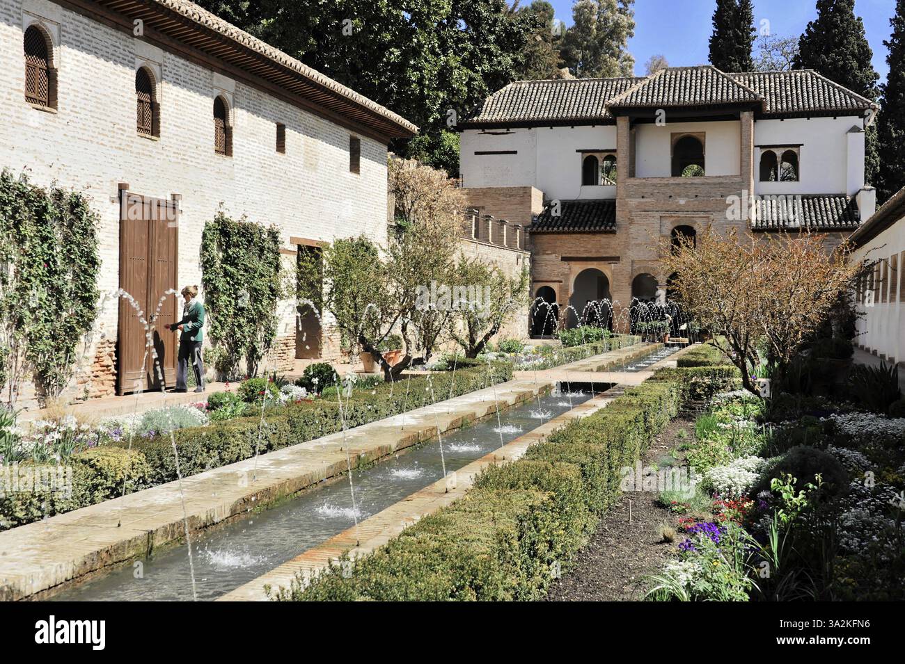 Alhambra, Granada, Andalusia, Spain, Europe, Well-kept, sunny garden ...