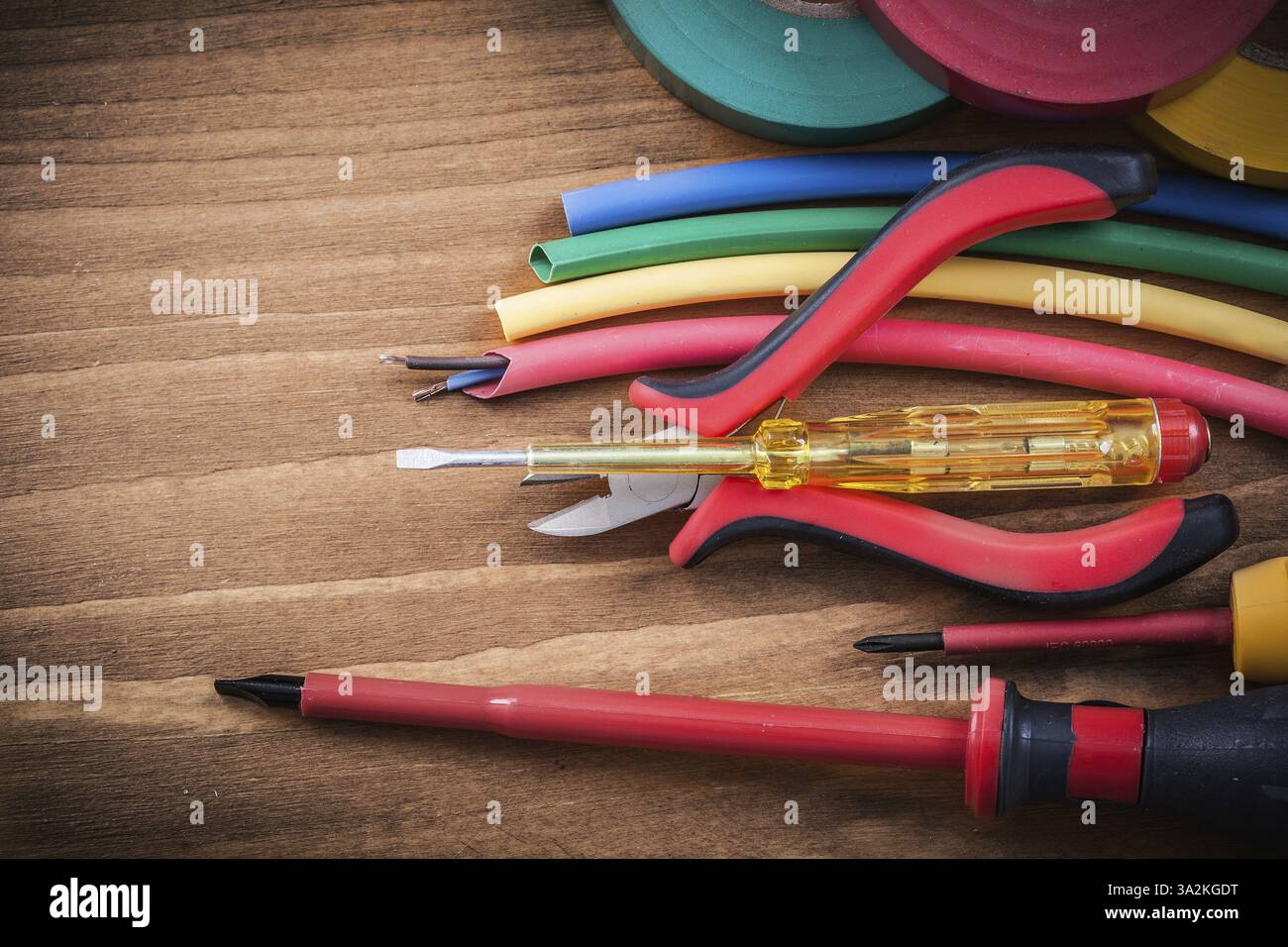 Sharp nippers insulated screwdriver wire protection electrical cables ...