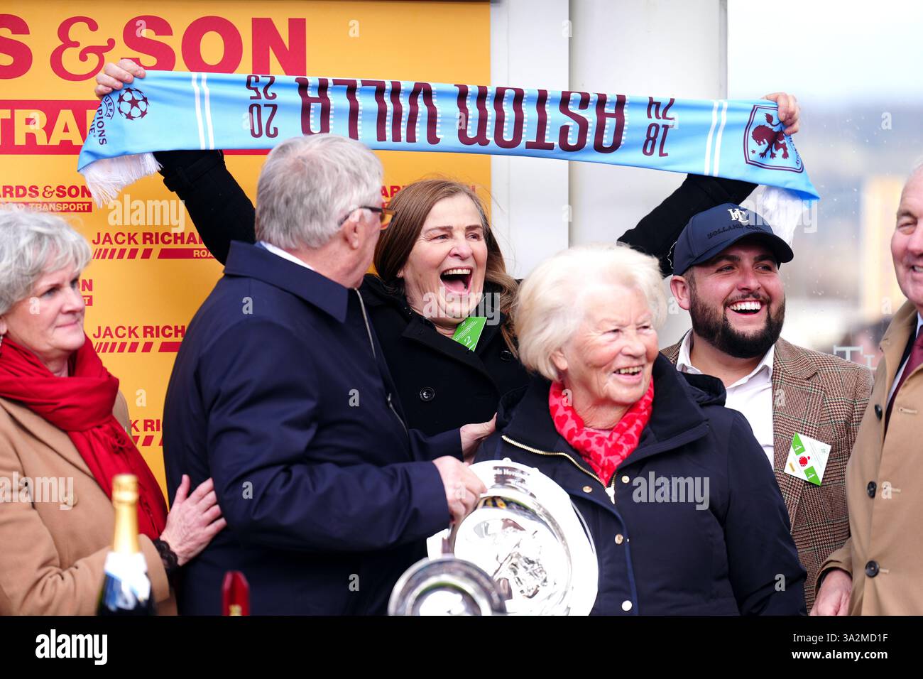 Sir Alex Ferguson celebrates with winning connections after his horse ...