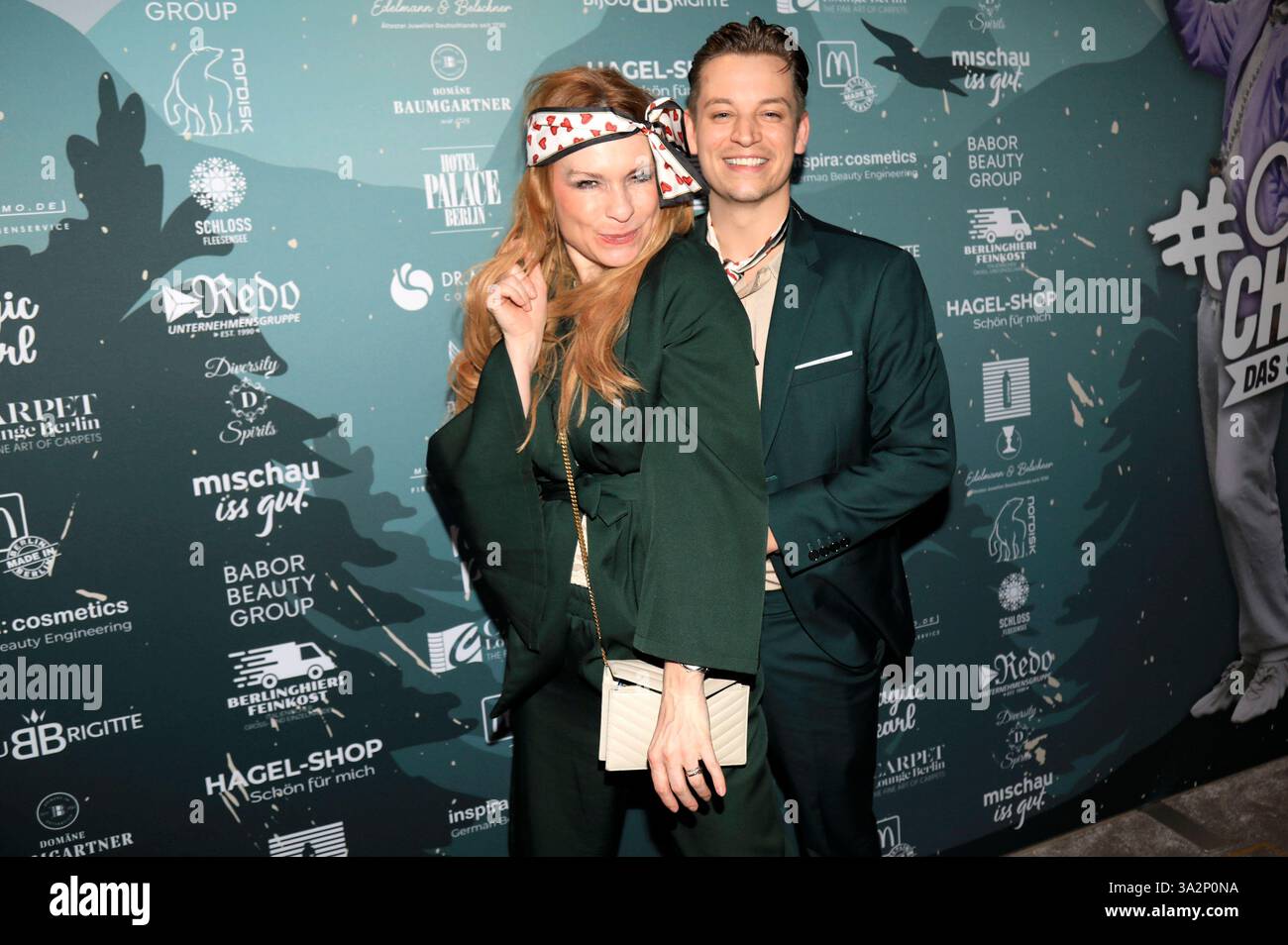 Dani Wiese und Marcel Mayr beim Public Viewing zur TV-Premiere der 4 ...