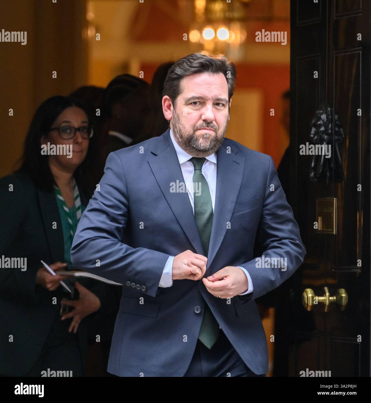 David Baines (Lab: St Helens North) in Downing Street for a meeting ...