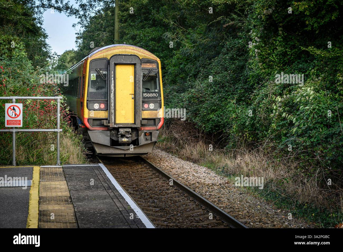 Class 158 DMU at Chandlers Ford railway station in Hampshire Stock ...