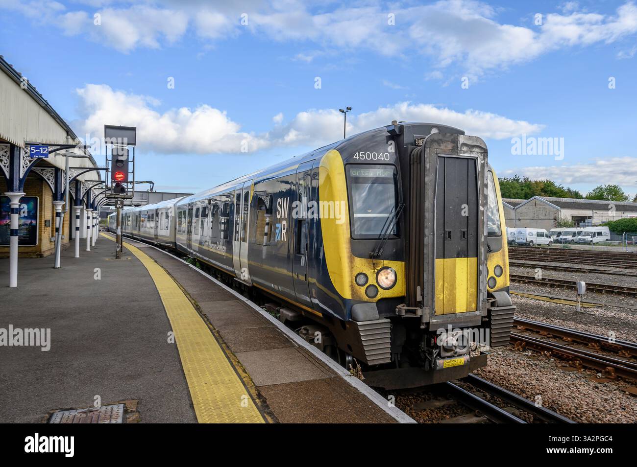 Eastleigh railway hi-res stock photography and images - Alamy