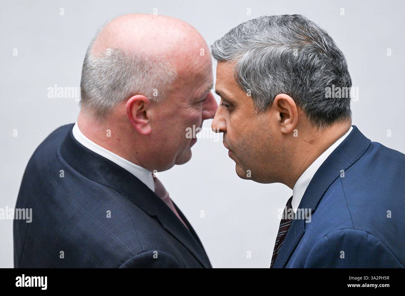 Berlin, Germany. 13th Mar, 2025. Kai Wegner (l, CDU), Governing Mayor ...