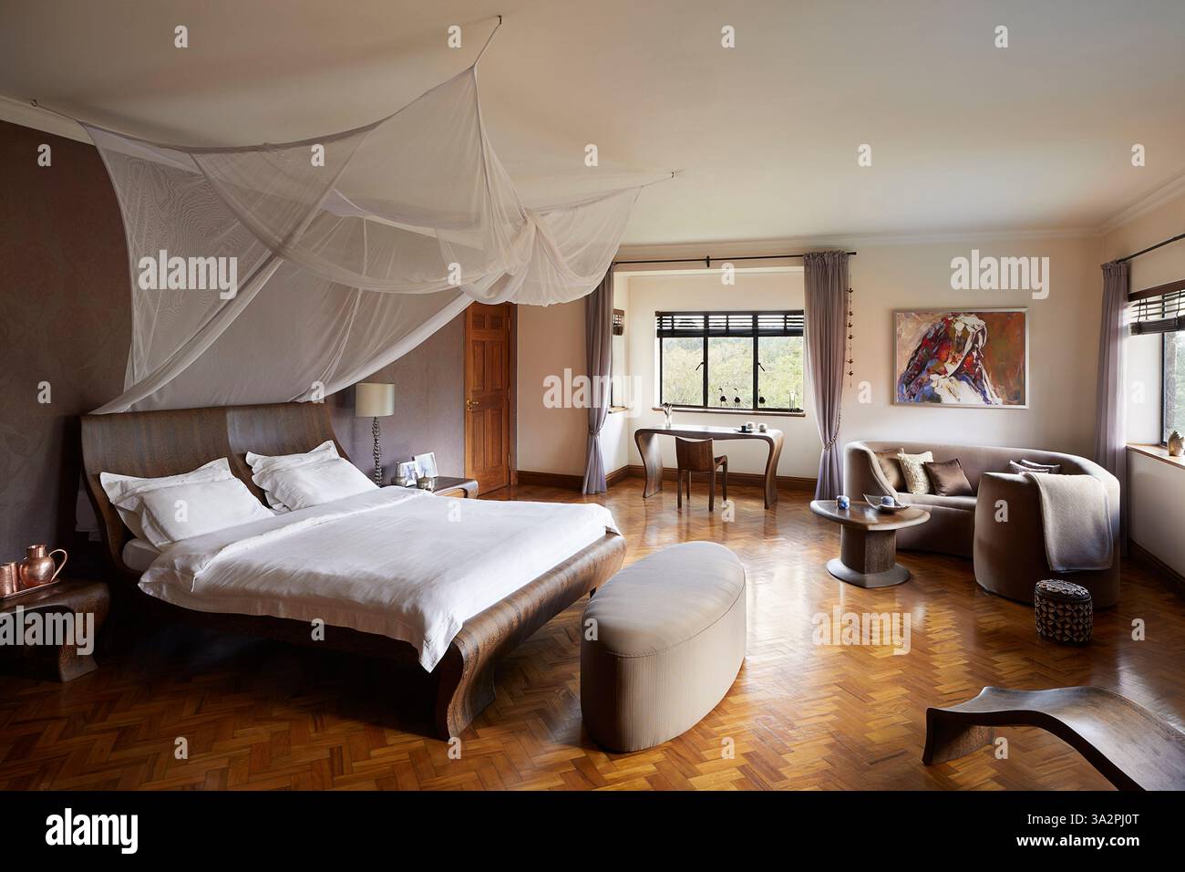 Master bedroom. The Sorsbie Residence, Nairobi, Kenya. Architect: Sir ...