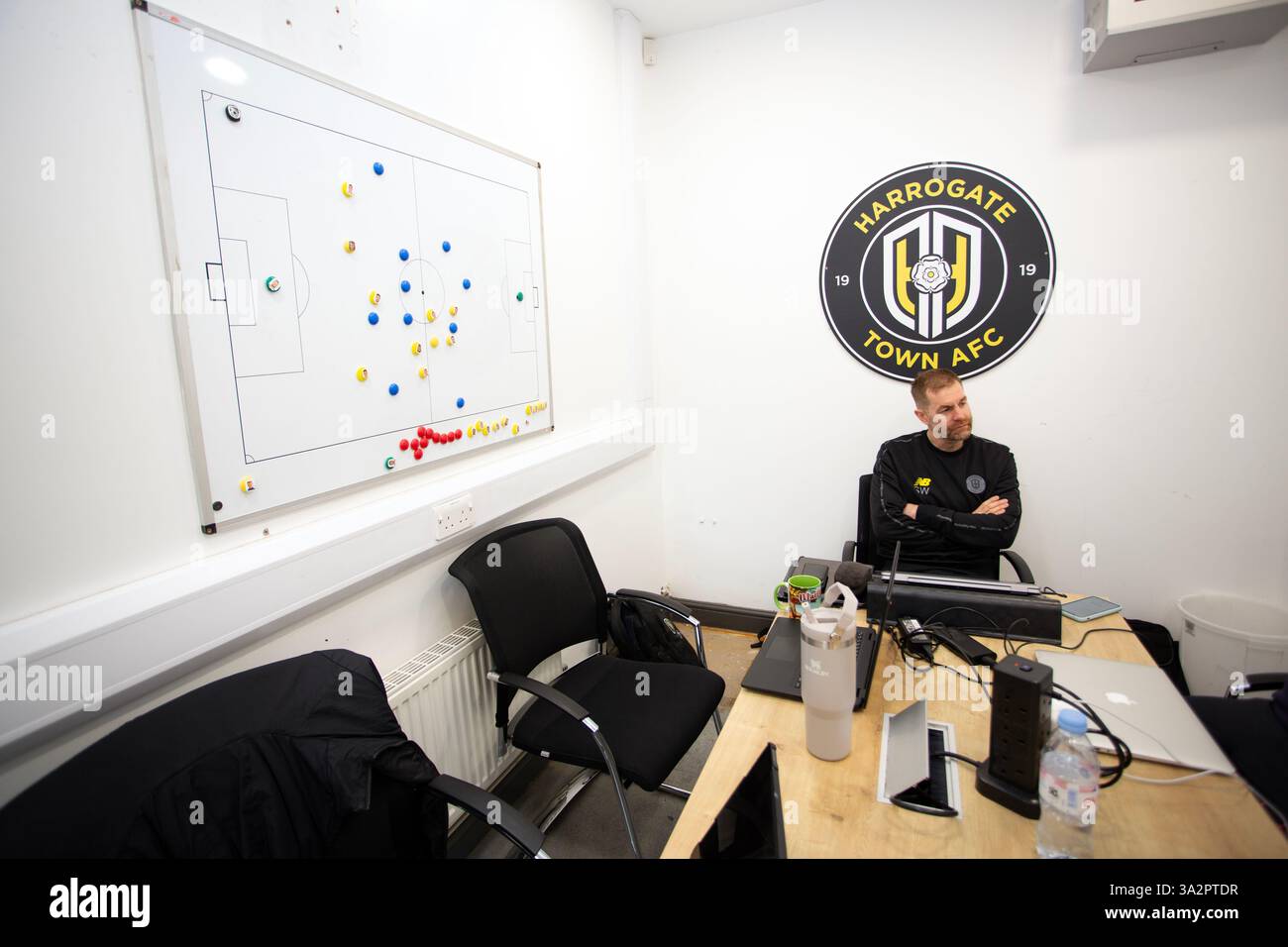 Harrogate Town FC manager Simon Weaver at the Rothwell Tigers ...