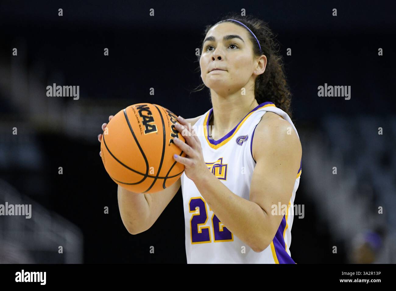 EVANSVILLE, IN - MARCH 08: Tennessee Tech Golden Eagles Guard Peyton ...