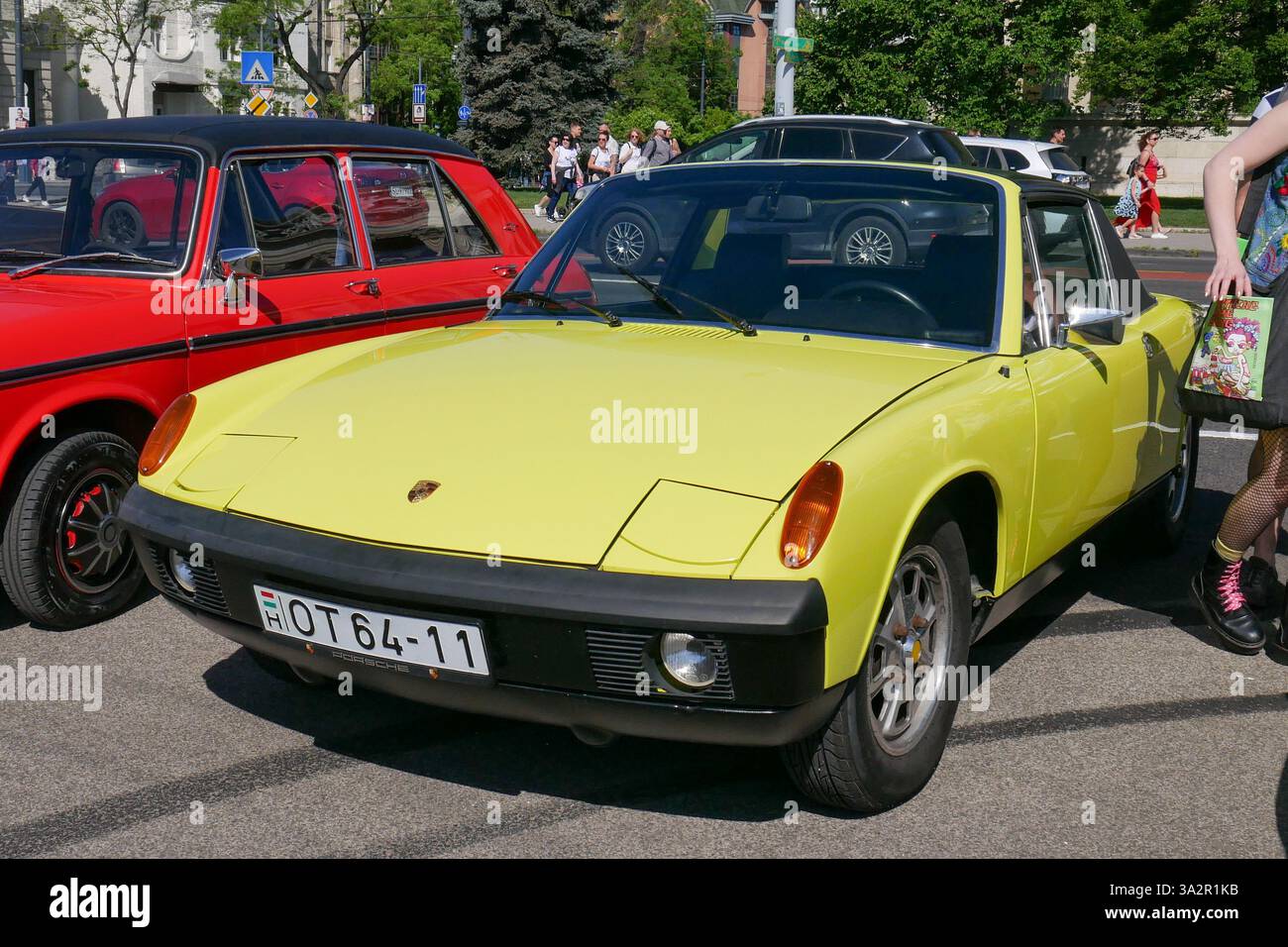 Rear view classic porsche hi-res stock photography and images - Alamy