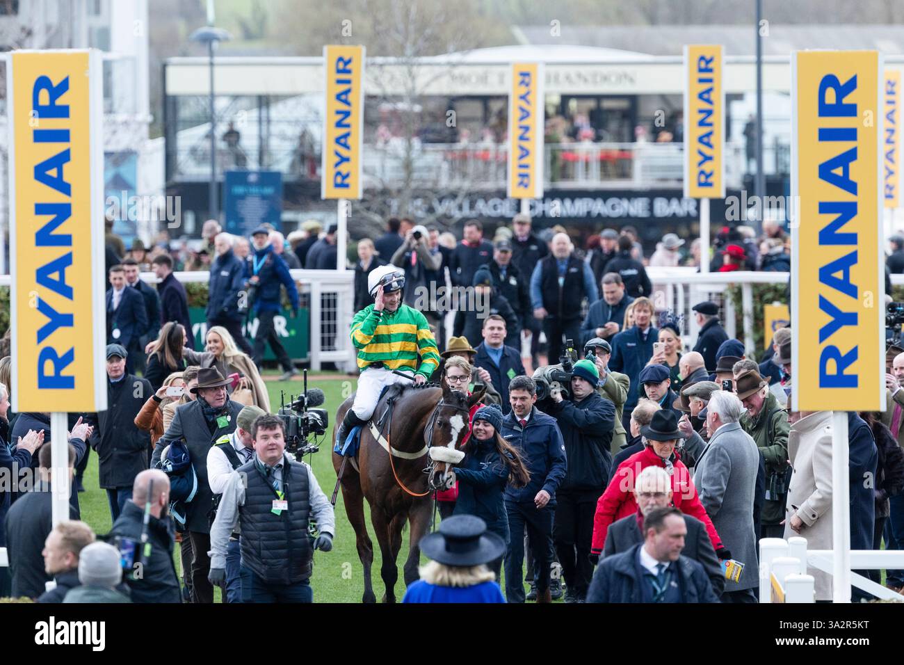 Rachel blackmore on bob olinger celebrates winning the trustatrader ...