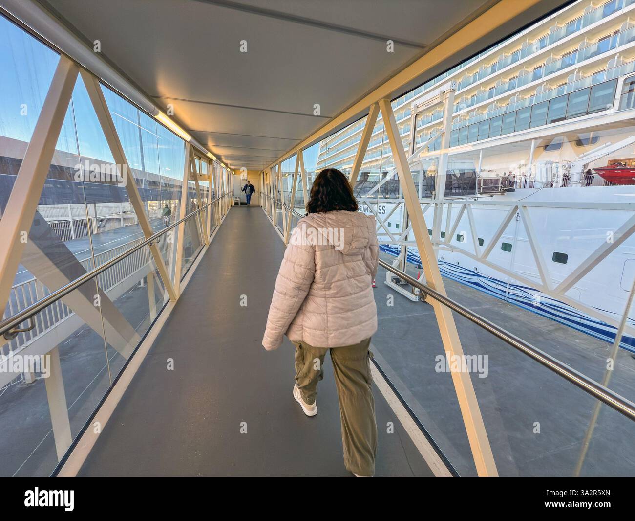 Lisbon 2025 smartphone stock photos and images - Alamy