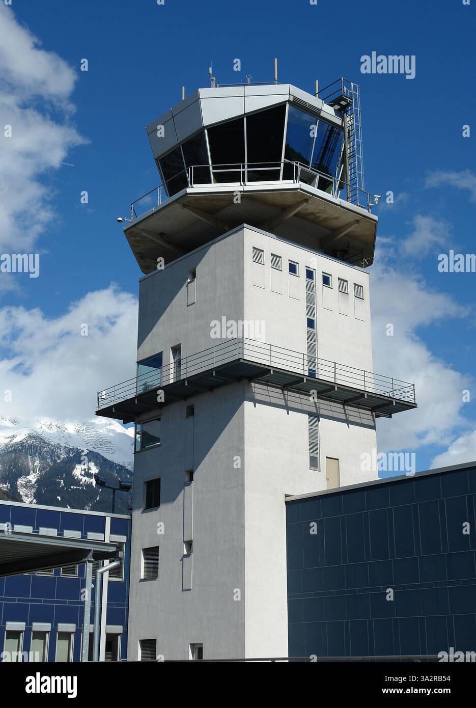 Flying control tower hi-res stock photography and images - Alamy