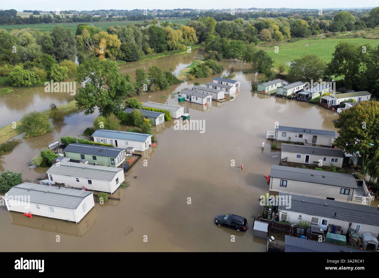 Cogenhoe Mill Holiday Park in Northamptonshire submerged by floodwater ...