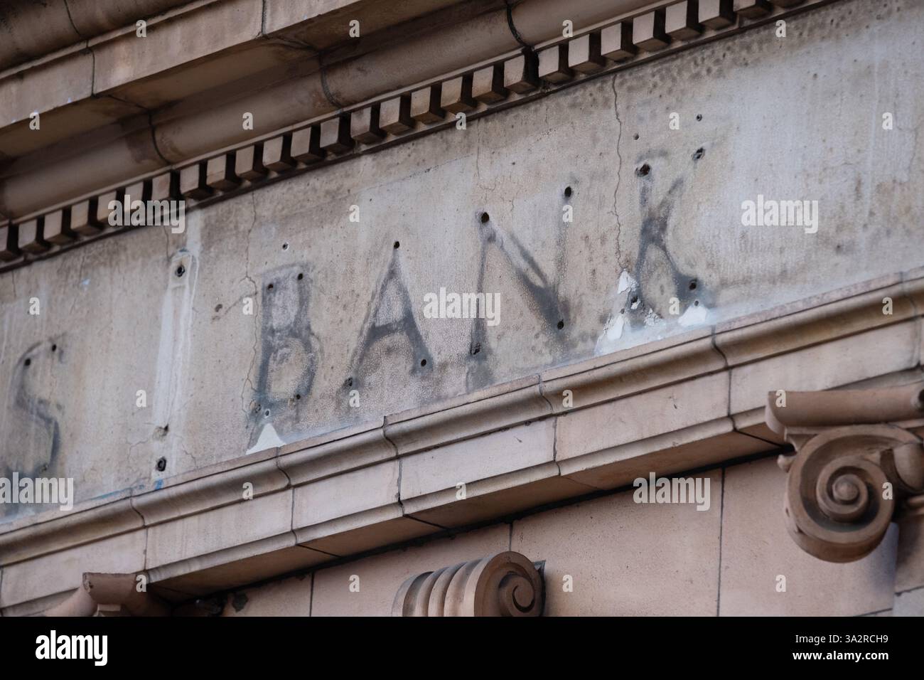 Former consumer bank hi-res stock photography and images - Alamy